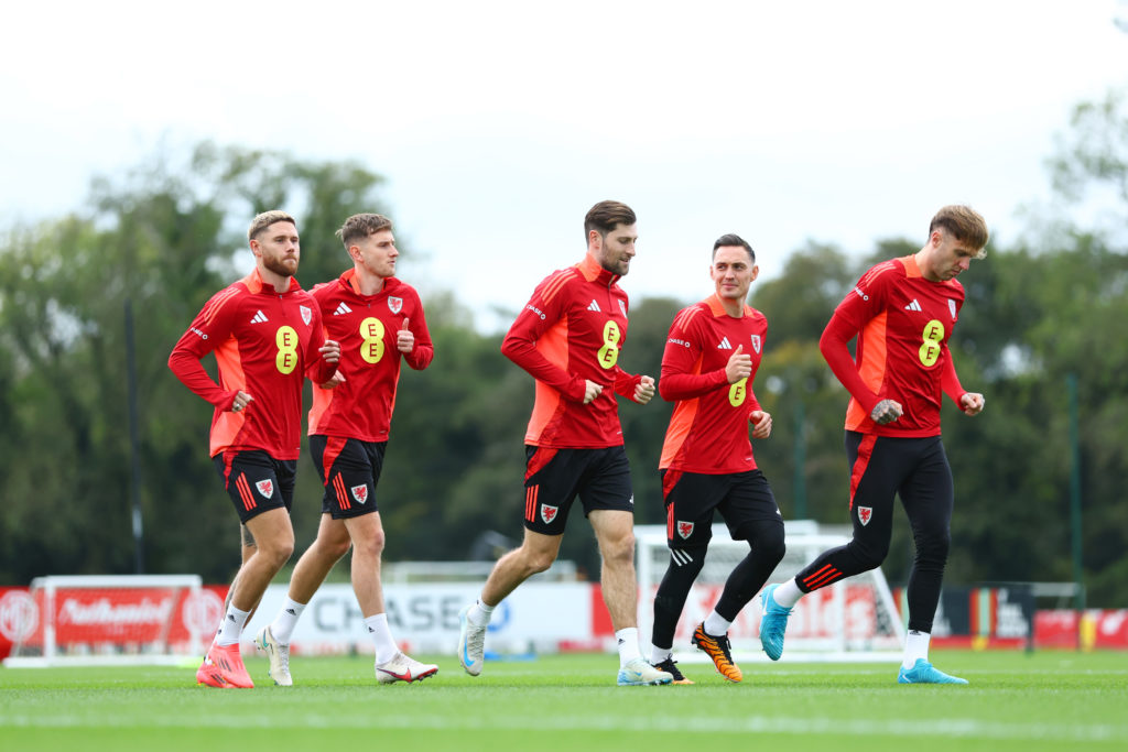 'Reliably solid'... Nation's media hails Tottenham defender's latest ...